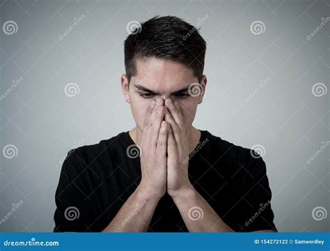 Retrato Del Trastorno Triste Y Deprimido De La Sensaci N Del Hombre