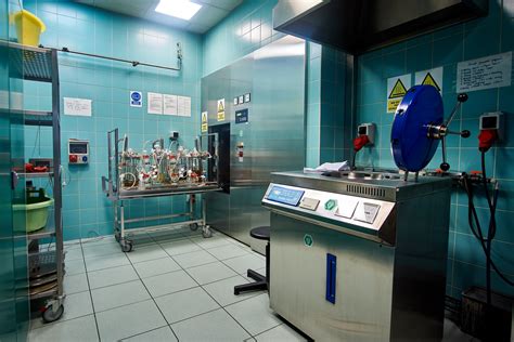 Pracownia mikrobiologii Katedra Biotechnologii i Mikrobiologii Żywności