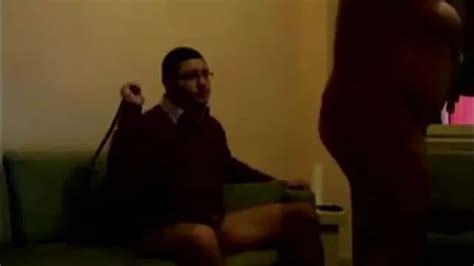 Gözlüklü sarışın kızı sikiyor kız sürekli boşalıyor türk porno türk