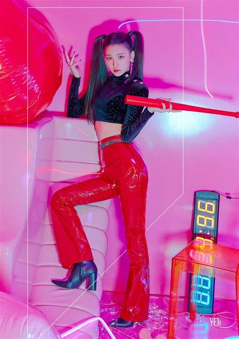 Yeji ITZY Wallpapers Wallpaper Cave