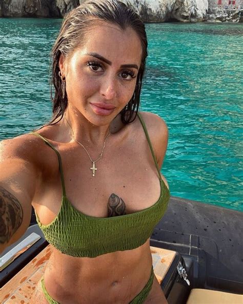 Photo Marine El Himer Pose Sur Instagram Septembre Purepeople