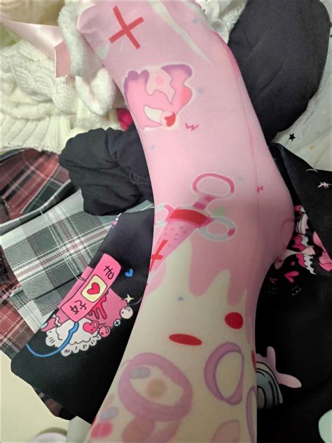 有喜欢lo袜的吗进圈交流 洛丽塔 洛丽塔丝袜 可爱袜子 性感丝袜 洛丽塔 洛丽塔丝袜 可爱袜子 性感丝袜 舞蹈生摄影 mrjhcj