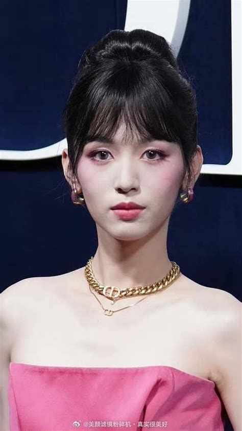Ảnh chưa chỉnh sửa của sao Cbiz tại sự kiện Dior