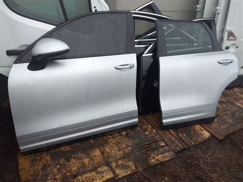 Porsche Cayenne P Lift R Drzwi Lewa Strona Srebrne Prz D I