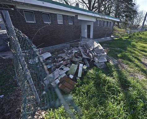Viaggio Nel Cantiere Del Calcio A Villa Fastiggi Tutto Fermo No