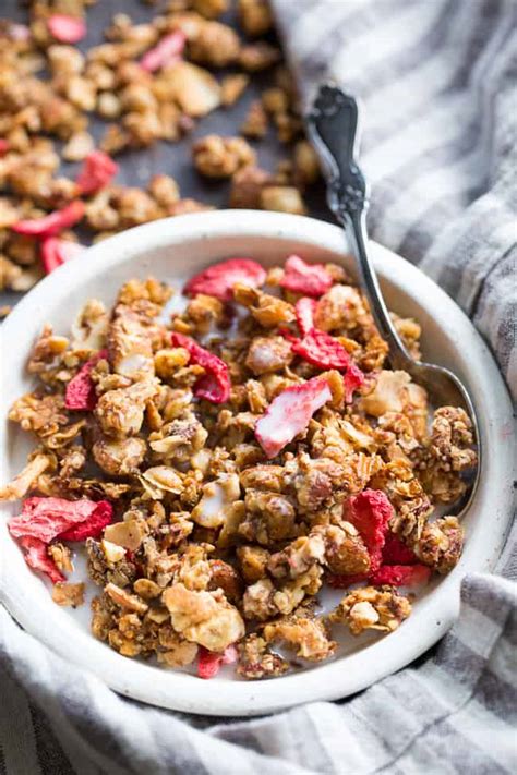 Crunchy Grain Free Granola With Strawberries Paleo Vegan The Paleo