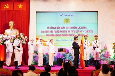 Đấu tranh không khoan nhượng với tội phạm ma tuý Báo Công an Nhân dân