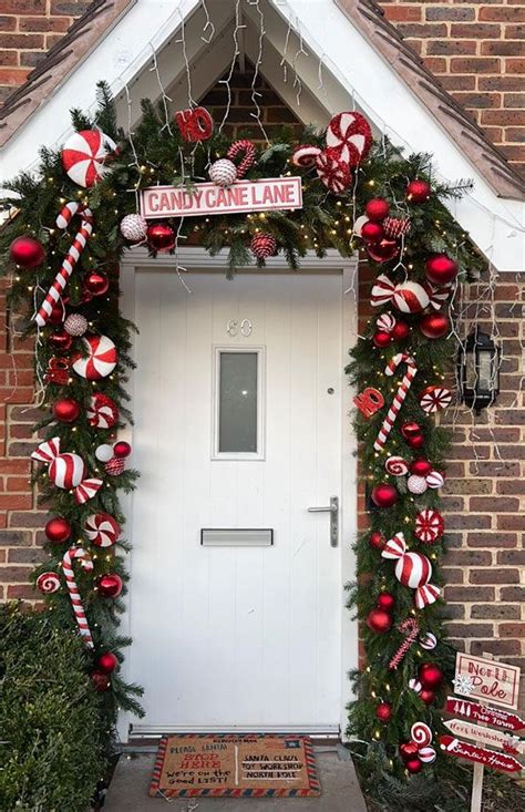 Festive Entryways Creative Christmas Front Door Decor Inspirations In