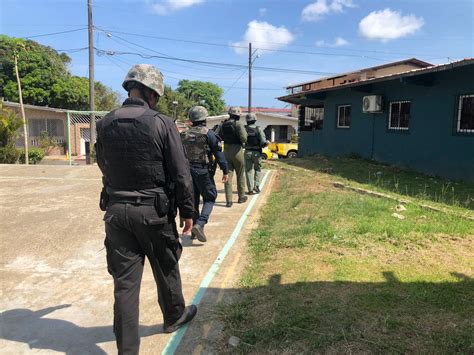 Polic A Nacional On Twitter En Col N Unidades Policiales Realizan