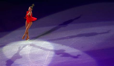 Yulia Lipnitskaya a remporté une médaille d argent aux Championnats du
