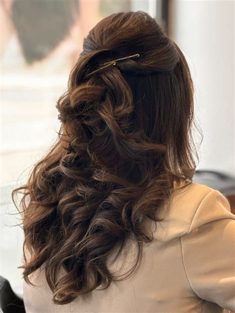 Empezamos temporada de bodas de TupeluAinsa Tupelu Peluquería Ainsa
