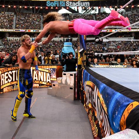 Seth Freakin Rollins Vs Logan Paul Wrestlemania Night 1 April