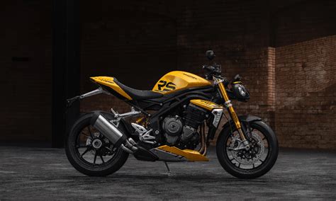 Triumph Motorcycles Unveils New Colours For 2025 Model Year Lineup