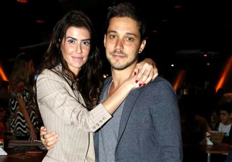 Deborah Secco Relembre Os Ex Namorados Famosos Da Atriz