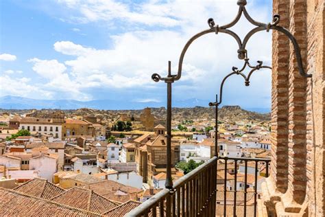 Entrada A La Catedral De Guadix De Granada Civitatis