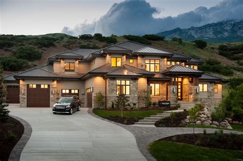Hip and Valley Roof Pros Cons and Examples beplay体育网站下载 beplay苹果版app