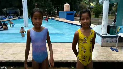 Desafio Da Piscina Fale Qualquer Coisa Quem Perder Cai Na Gua