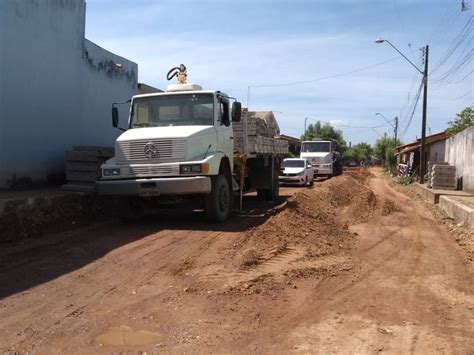 Começa terraplenagem da Rua Nova para pavimentação em bloquetes