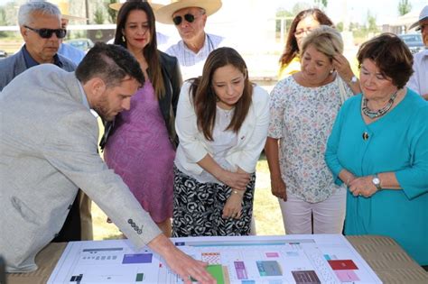 AUTORIDADES REVISAN LOS ÚLTIMOS DETALLES EN EL RECINTO PEÑUELAS PARA