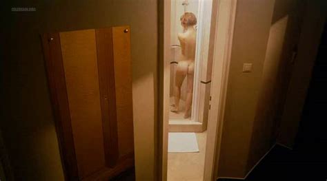 Naked Júlia Ubrankovics in Virtually a Virgin