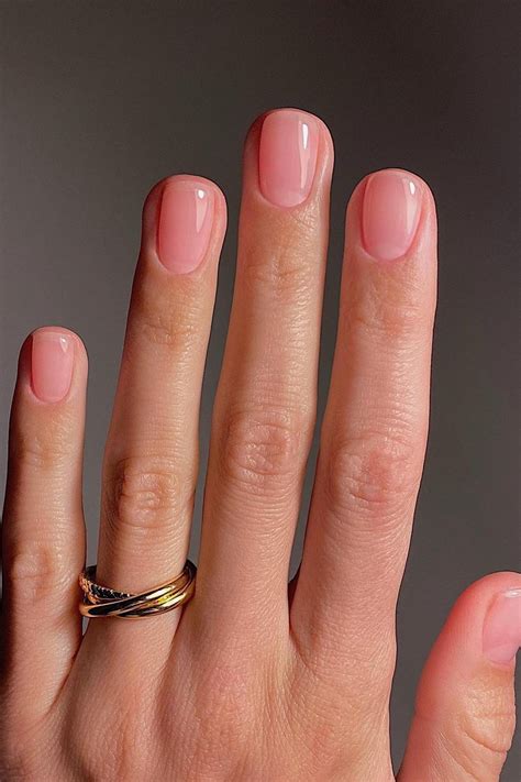Las uñas cortas con gelish son la manicura que se pedirá en todos los