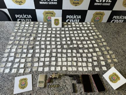 Polícia Civil apreende 250 papelotes de cocaína e armas durante ação