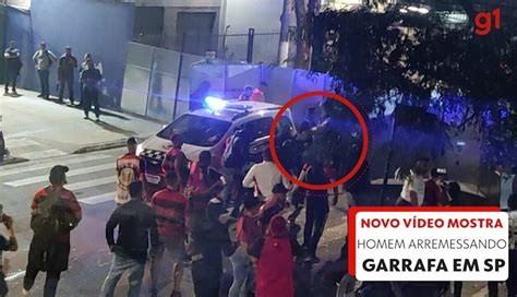 Novo V Deo Mostra Objetos Sendo Arremessados Durante Confus O Que