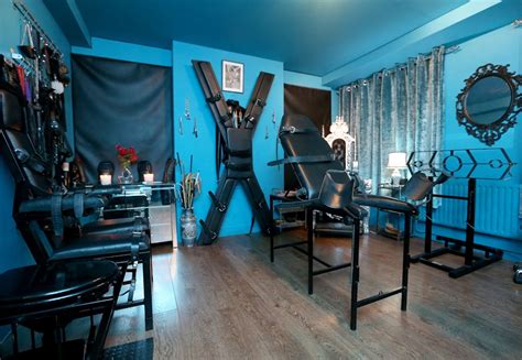 Hoxton Dungeon Suite Photos Gaycities London
