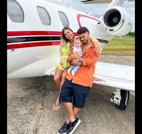 Foto Virg Nia Fonseca Casada O Cantor Z Felipe Quem Tem