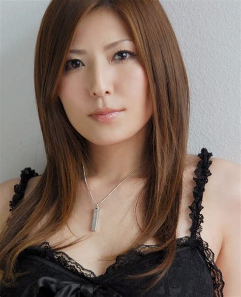 Yuna Shiina Photo Gallery Hd Wallpaper Hot Picture Naked Cute
