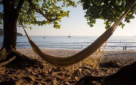 7 praias perto do Rio de Janeiro para um bate e volta no feriadão