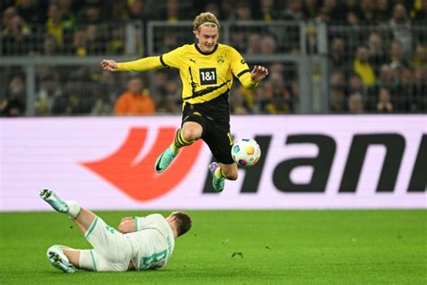 Perigon Borussia Dortmund Secures Victory And Tops Bundesliga Table