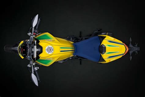 Новый мотоцикл Ducati Monster Senna за 25 000 долларов посвящен легенде