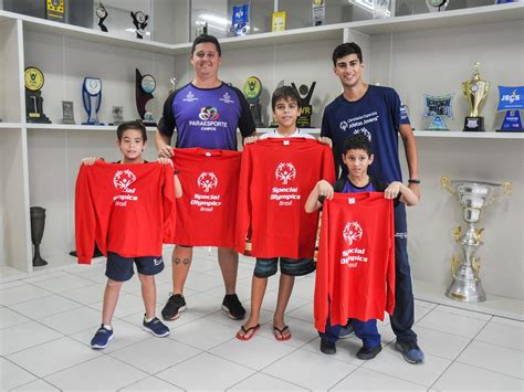 Atletas mirins do Paraesporte de Campos RJ vão entrar jogadores