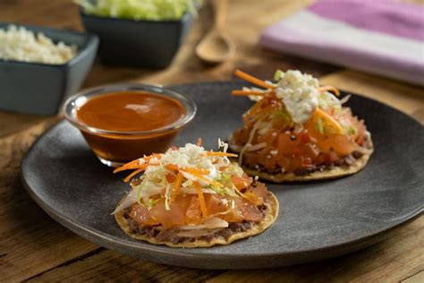 Clásicas Tostadas de Pata Con Sal y Azucar