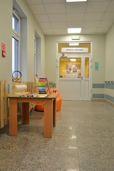 Świąteczny prezent dla dzieci z płockiego szpitala Na oddziale