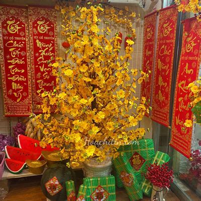 Điểm danh hoa mai giả trang trí tết đẹp và dễ dàng sử dụng
