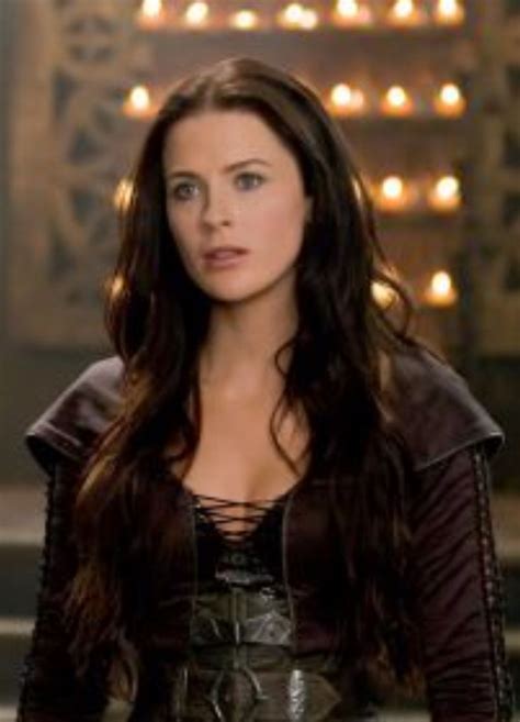 Bridget Regan As Kahlan Amnell On Legend Of The Seeker Beautiful Bridget Was Born February 3