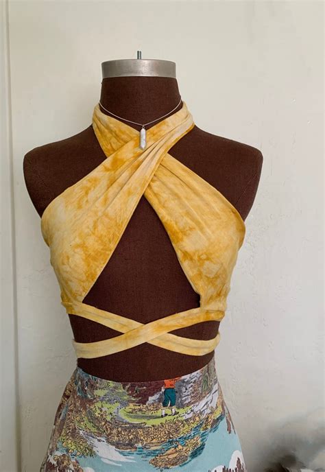 Criss Cross Tie Back Sleeveless Halter Crop Top Summer Halter Top Viscose Doubled Lined Crop Top