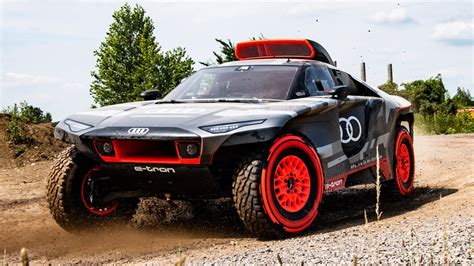 Audi dévoile son RS Q e tron pour le Dakar