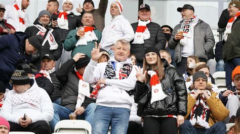 Tak ponad 15 tysięcy kibiców na meczu ŁKS z Lechem Poznań ZDJĘCIA