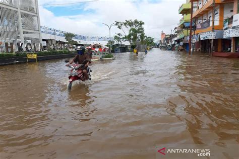 Wilayah Barito Utara Mulai Dilanda Banjir ANTARA News