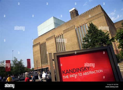 England London The Tate Modern Gallery Is Housed In The Old Bankside