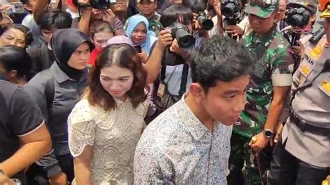 Tatapan Kosong Selvi Ananda Bikin Salfok Saat Gibran Rakabuming Bilang