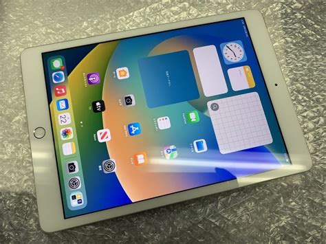 DQ069 SIMフリー iPad 第7世代 Wi Fi Cellular A2198 シルバー 32GB iPad本体 売買された