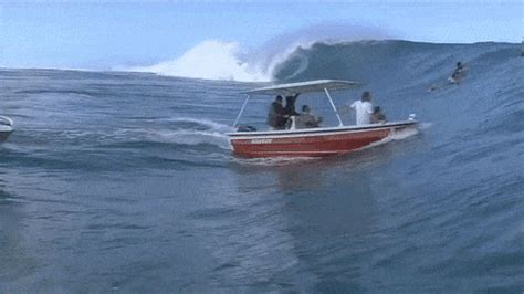 Small Boat GIFs Get The Best On GIPHY