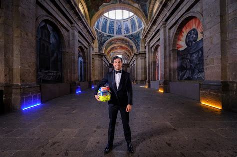 Checo Pérez celebra los 200 años de Jalisco como estado libre y