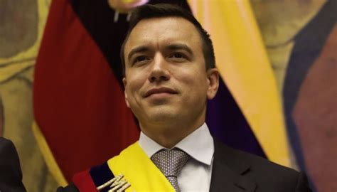 Daniel Noboa toma posesión como presidente de Ecuador