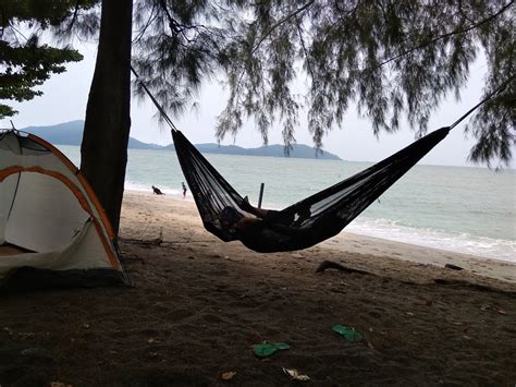 Teluk Senangin Beach