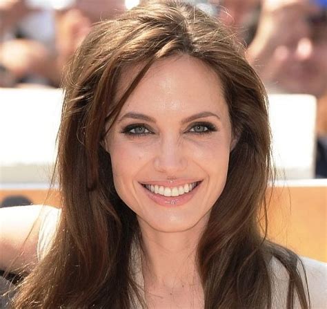 Angelina Jolie Height Weight Age Affairs Husband Biography More